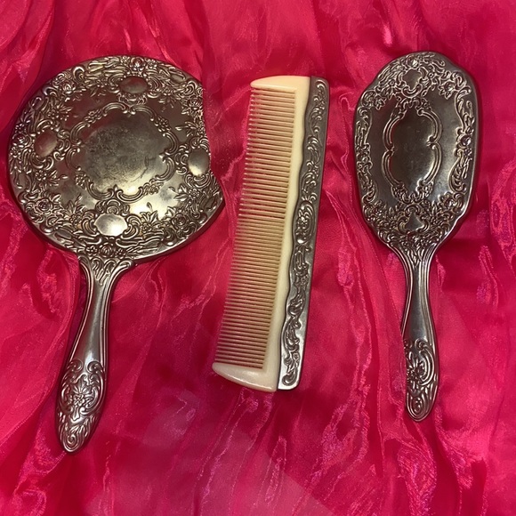 Vintage | Other | Vintage Comb Brush Mirror Set | Poshmark